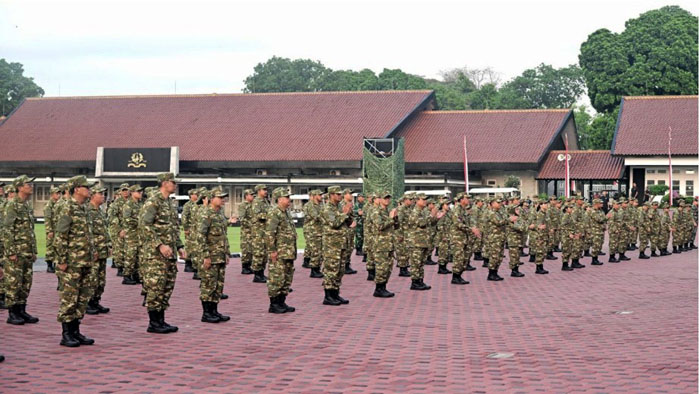Senam Pagi dan Kebersamaan Kabinet Merah Putih di Akademi Militer Magelang
